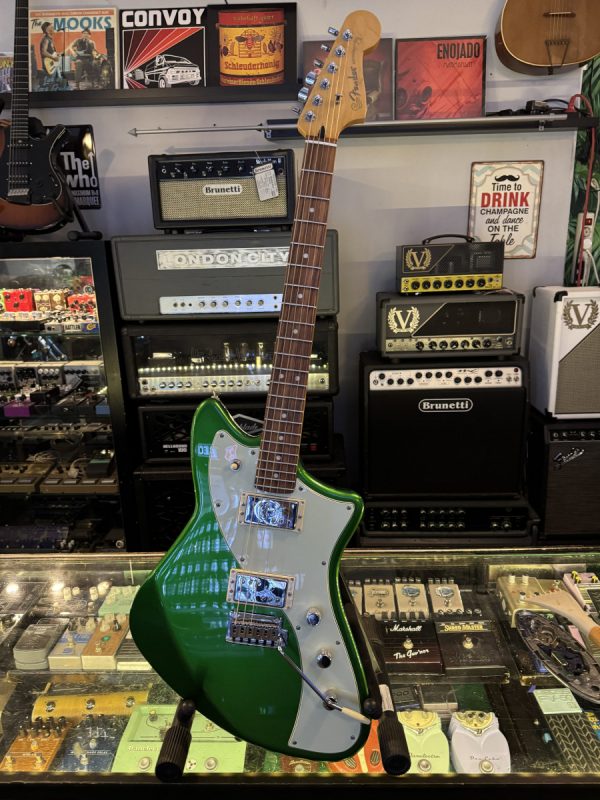 Fender Player + Meteora, MIM – Rare Guitar