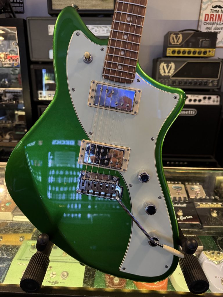 Fender Player + Meteora, MIM – Rare Guitar