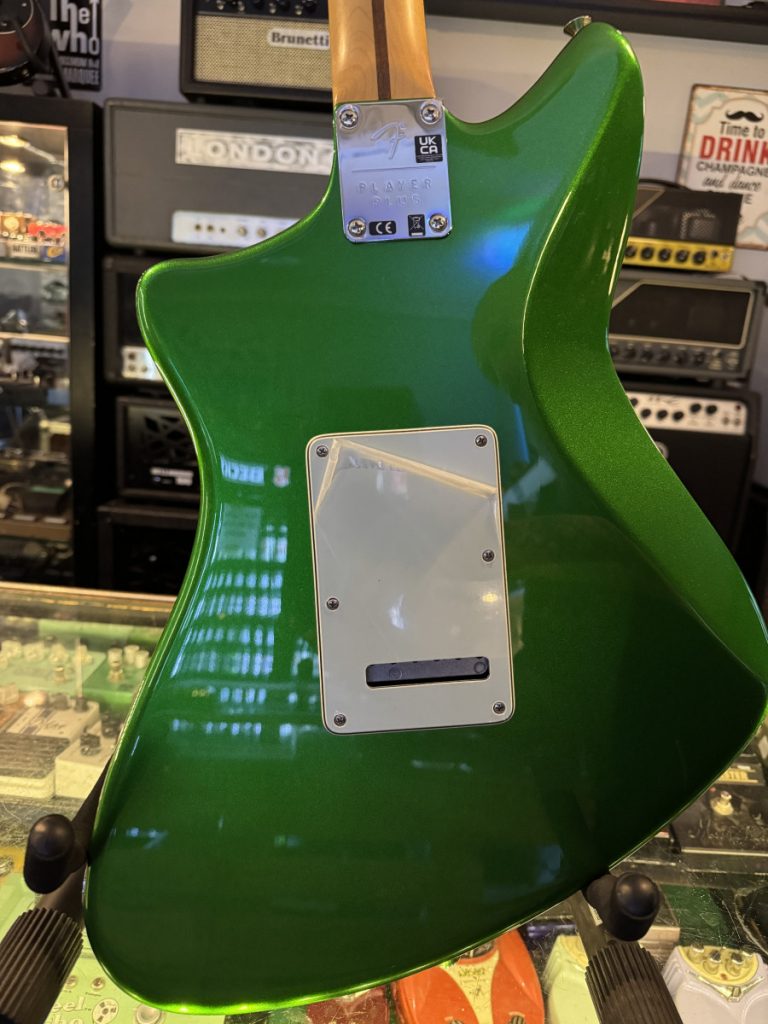 Fender Player + Meteora, MIM – Rare Guitar